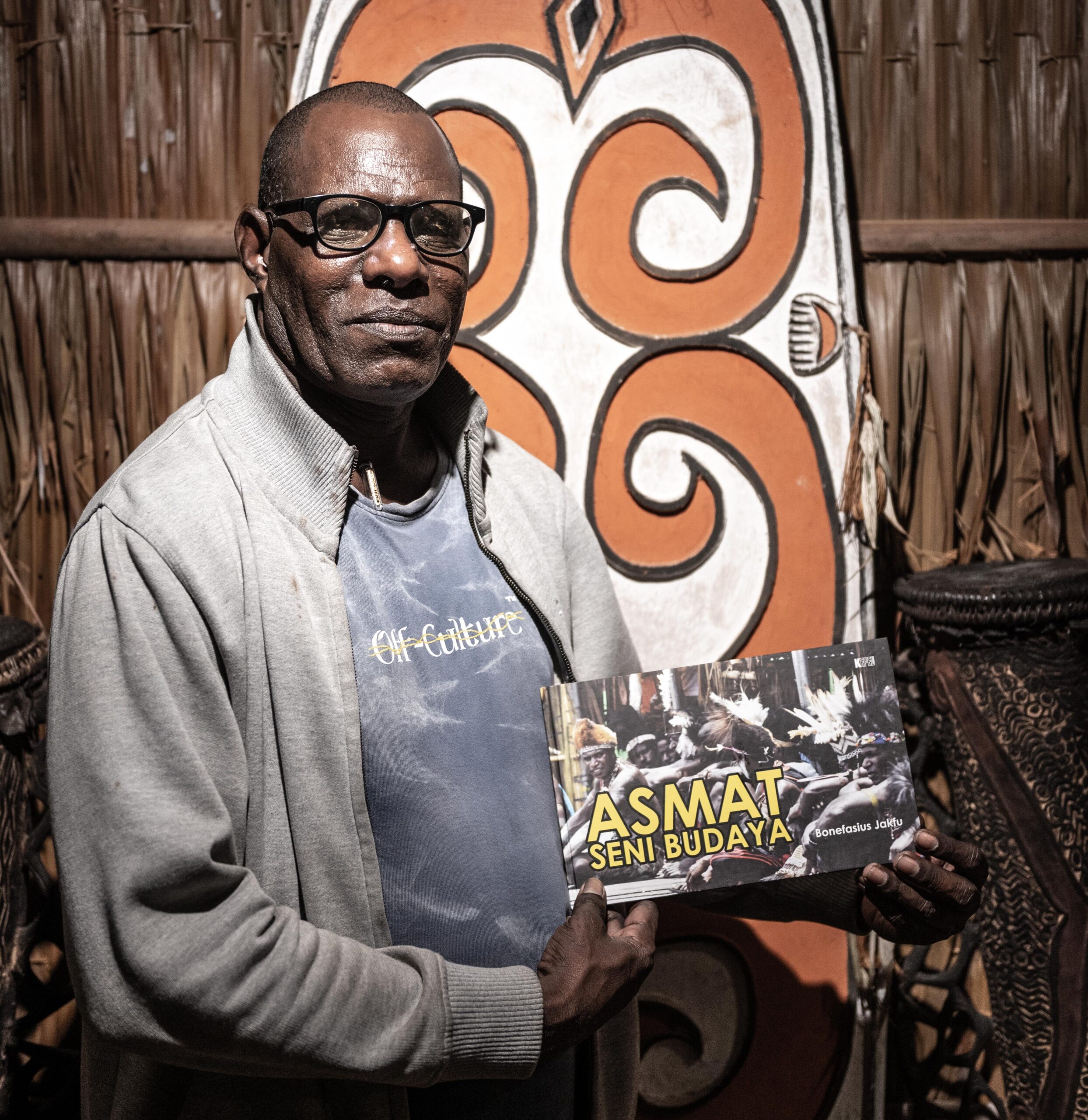 Asmat: Seni Budaya - Asmat Museum